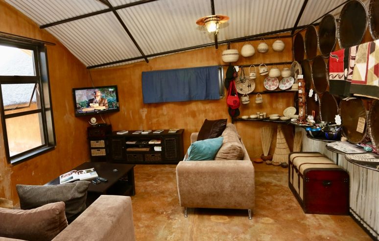 Ongula Village Homestead Lodge – Namibia App